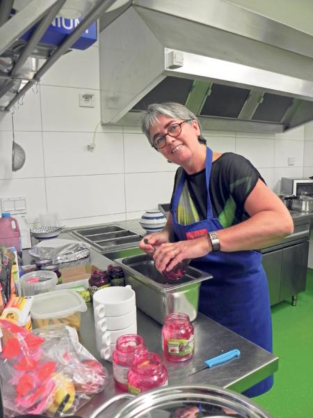 ‘Samen uit eten’ Opscheppen | Voorster Nieuws