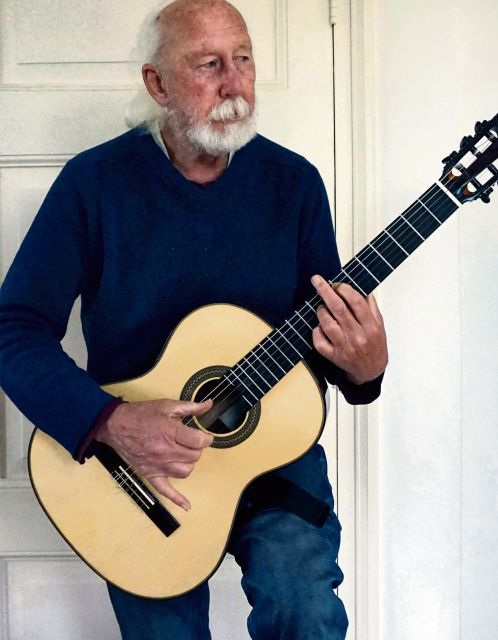 Gitarist Jan Niraf de Jong speelt in St.Martinuskerk | Voorster Nieuws